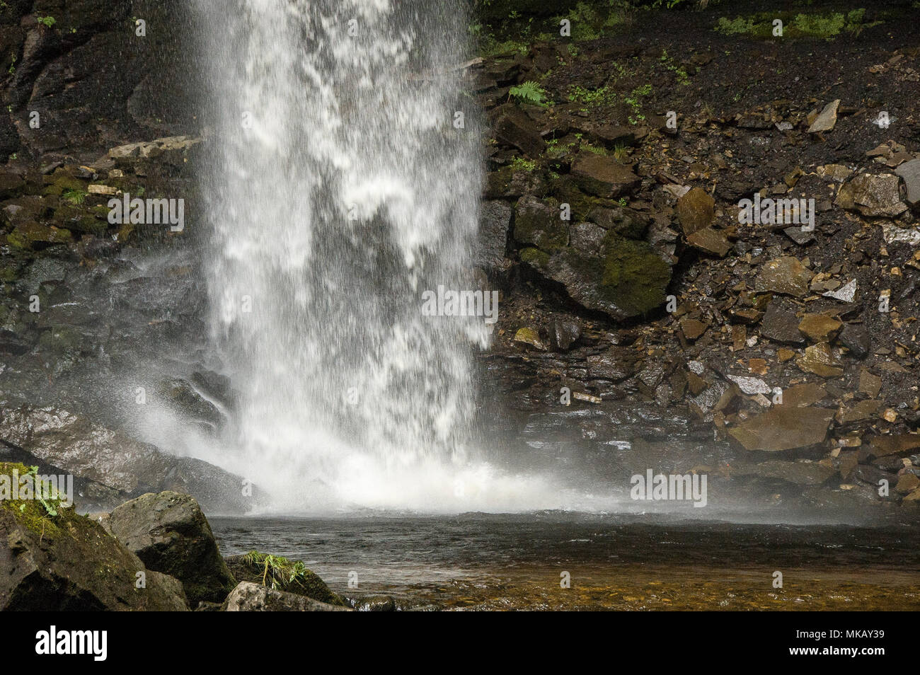Hardraw Force, England's highest unbroken waterfall, flows over Hardraw ...