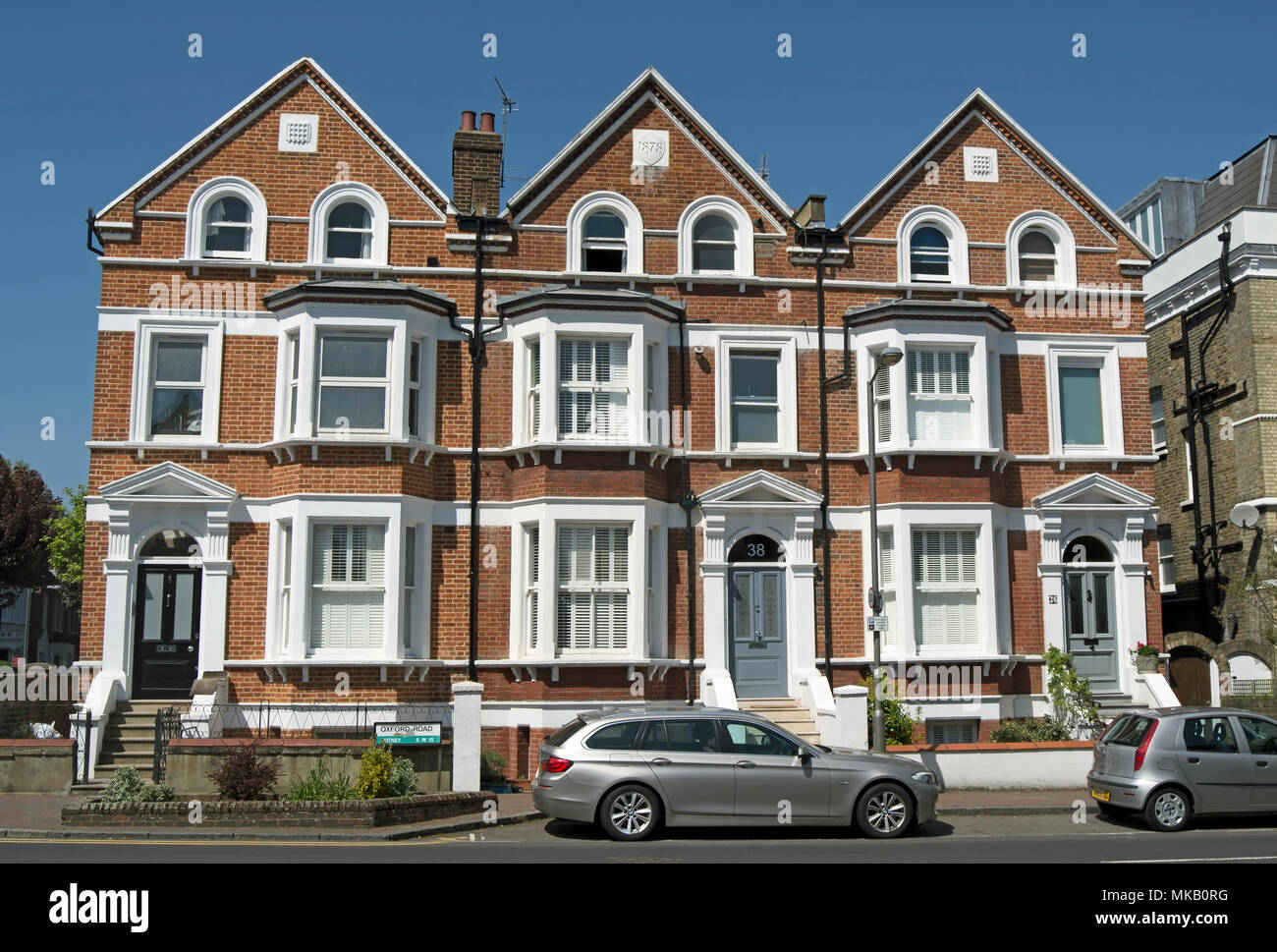 19th century houses hi-res stock photography and images - Alamy