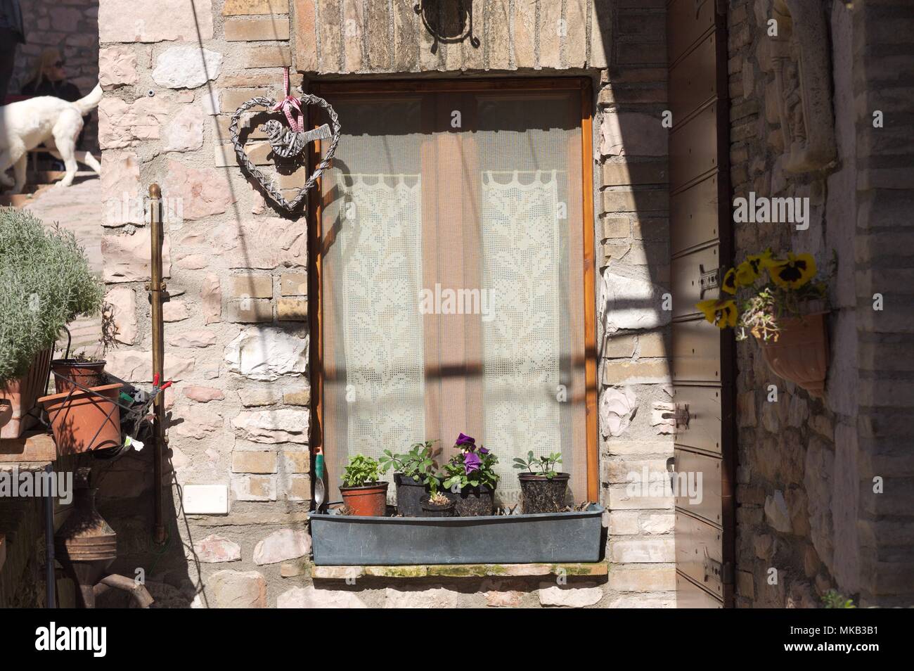 Typical italian window (Collepino, Umbria, Italy Stock Photo - Alamy