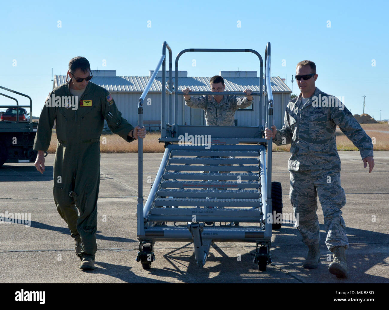 507th aircraft maintenance squadron hi-res stock photography and images ...