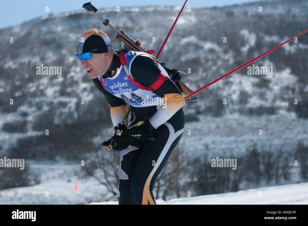 Sgt 1st Class Frank Gangi of the Minnesota National Guard descends the ...