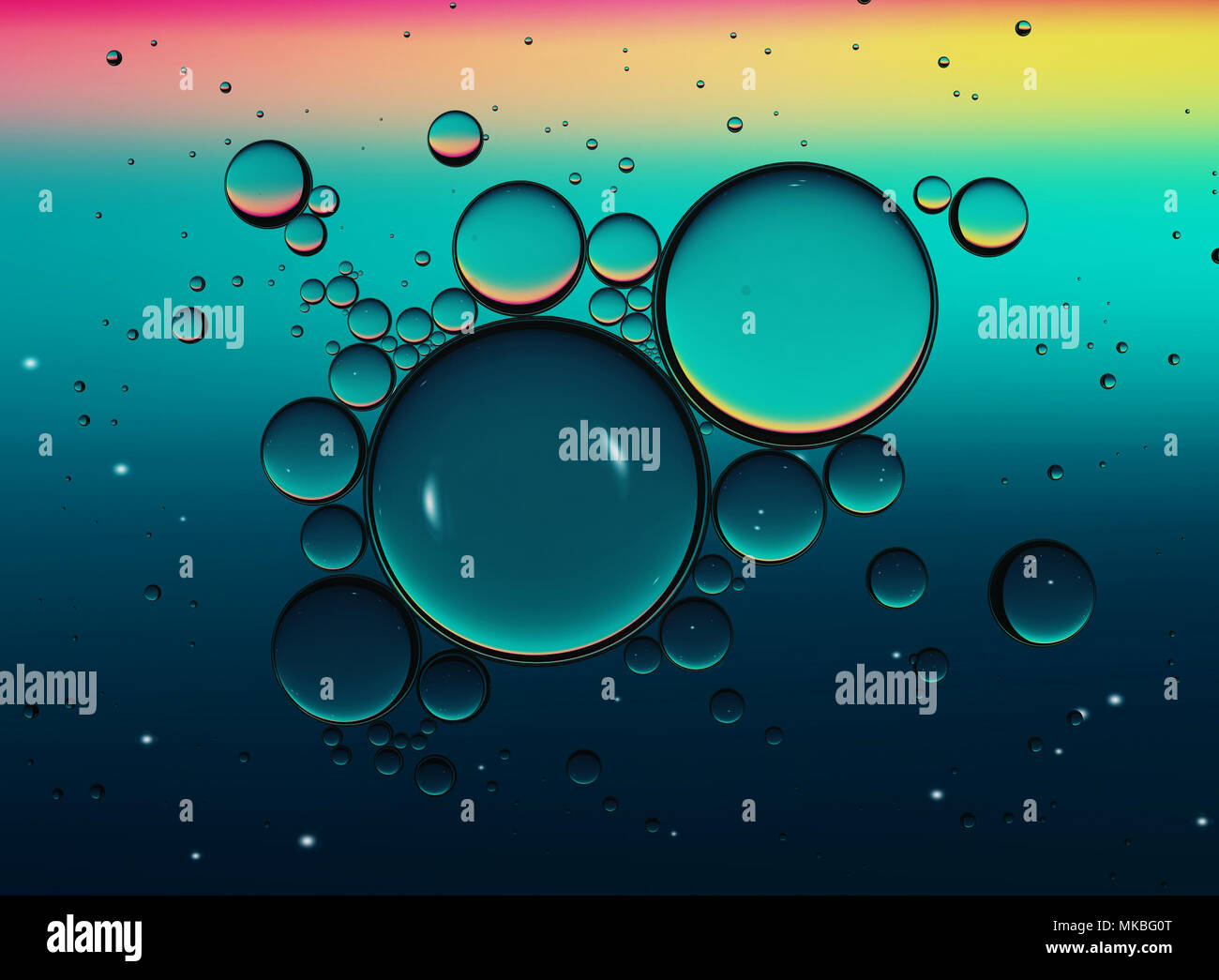 Oil bubbles hi-res stock photography and images - Alamy