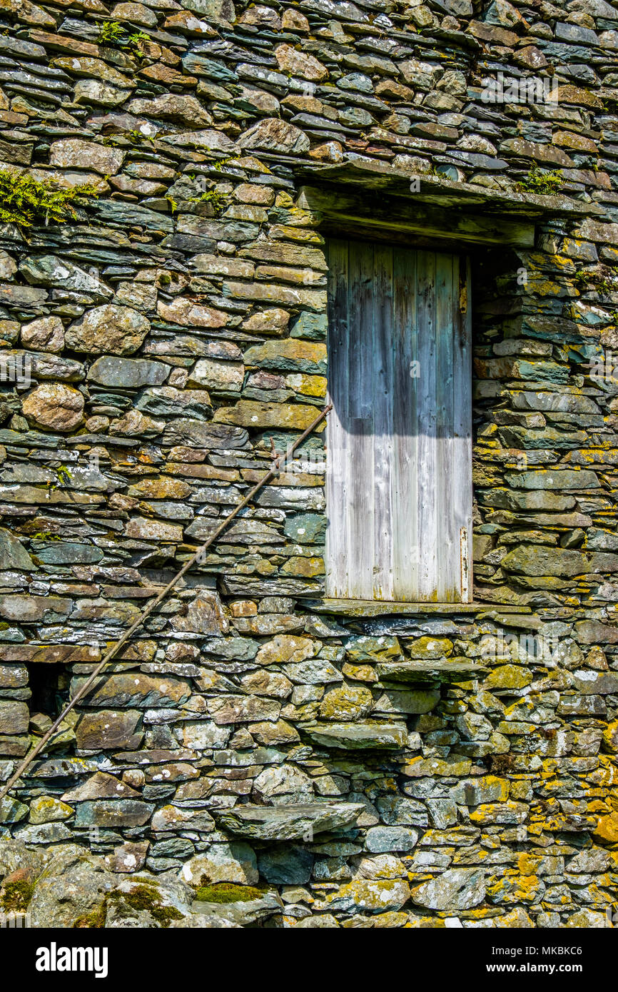 Stone barn steps hi-res stock photography and images - Alamy