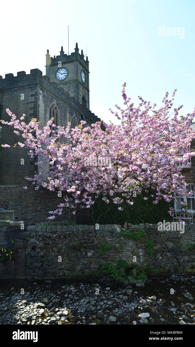 St matthews church hayfield hi-res stock photography and images - Alamy