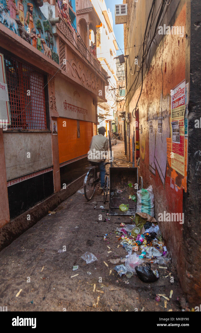 India Waste Disposal Stock Photos & India Waste Disposal Stock Images ...