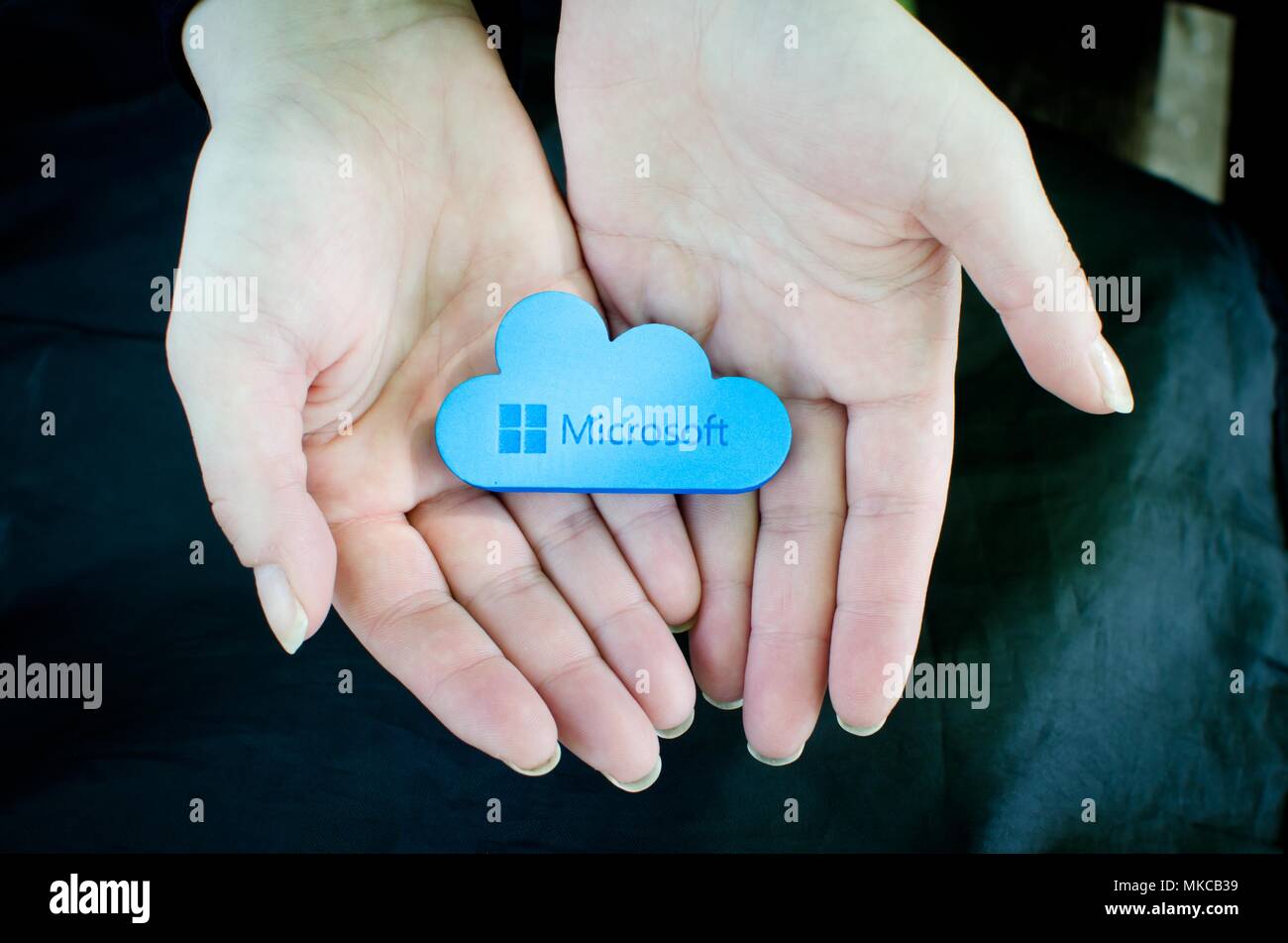 Onedrive icon hi-res stock photography and images - Alamy