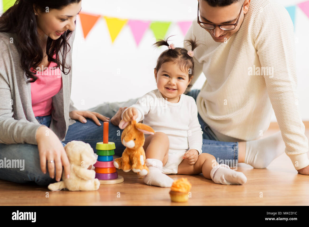 Father daughter playing rabbit hi-res stock photography and images - Alamy