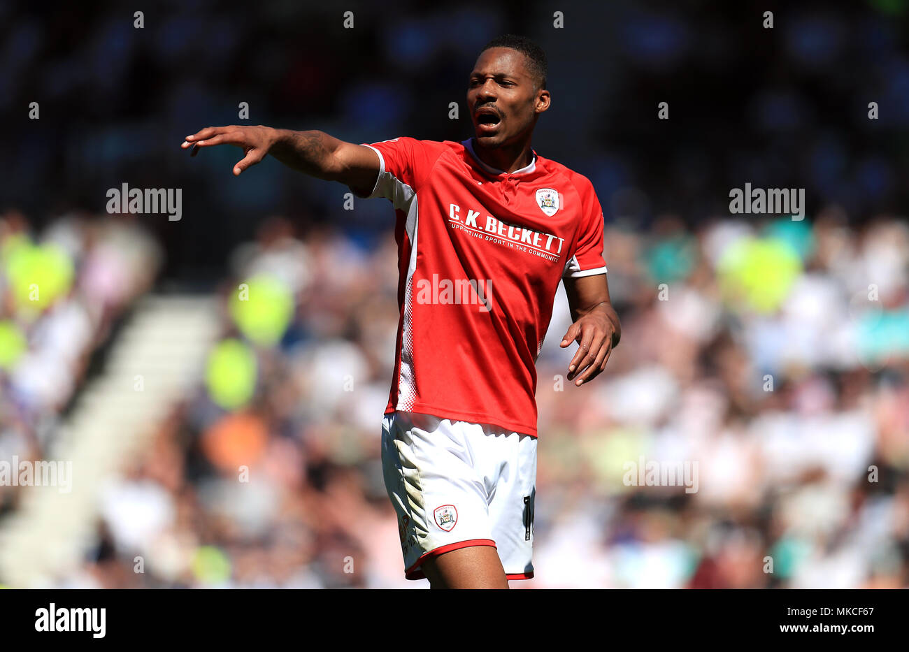 Barnsley's Ethan Pinnock Stock Photo - Alamy