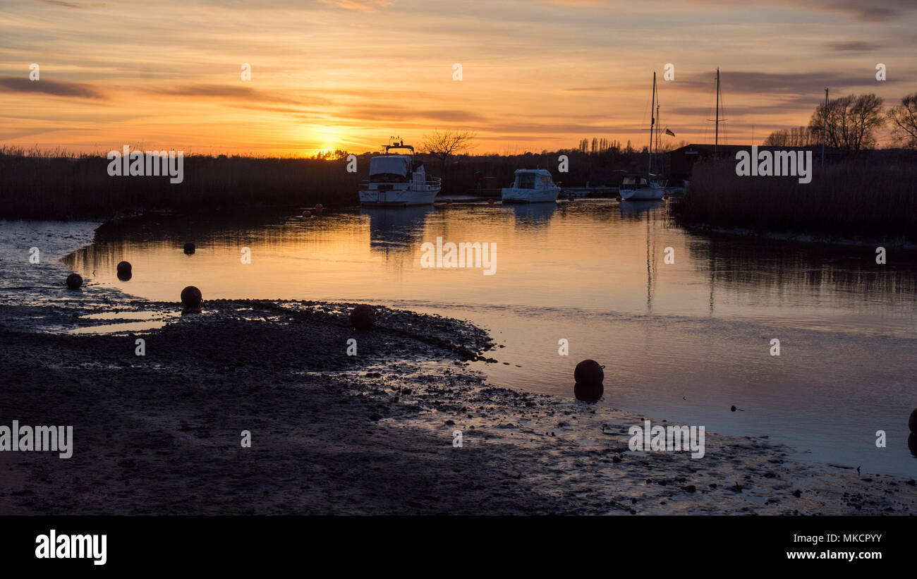 Wareham boats hi-res stock photography and images - Alamy