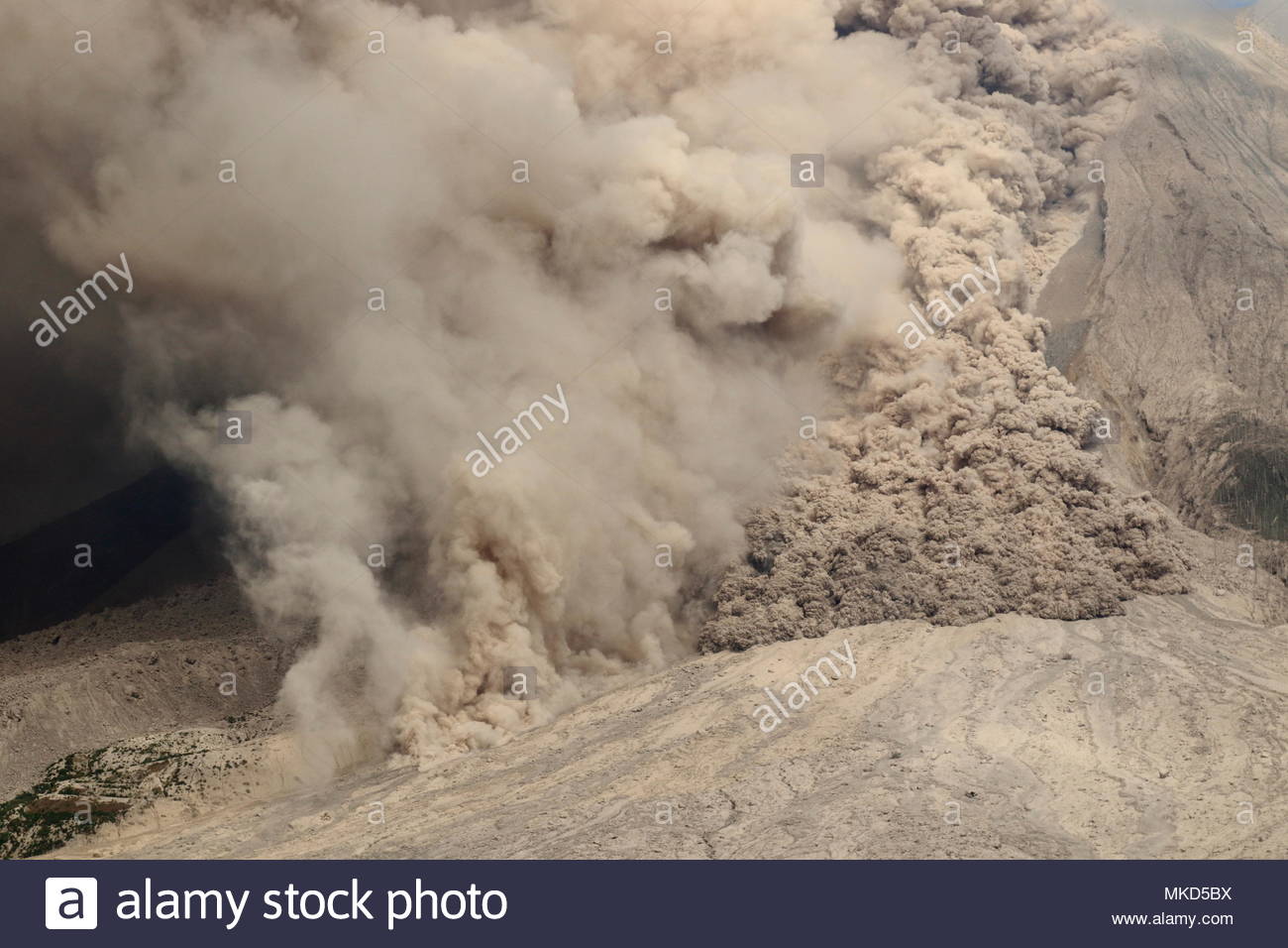 Pyroclastic Flow Stock Photos & Pyroclastic Flow Stock Images - Alamy