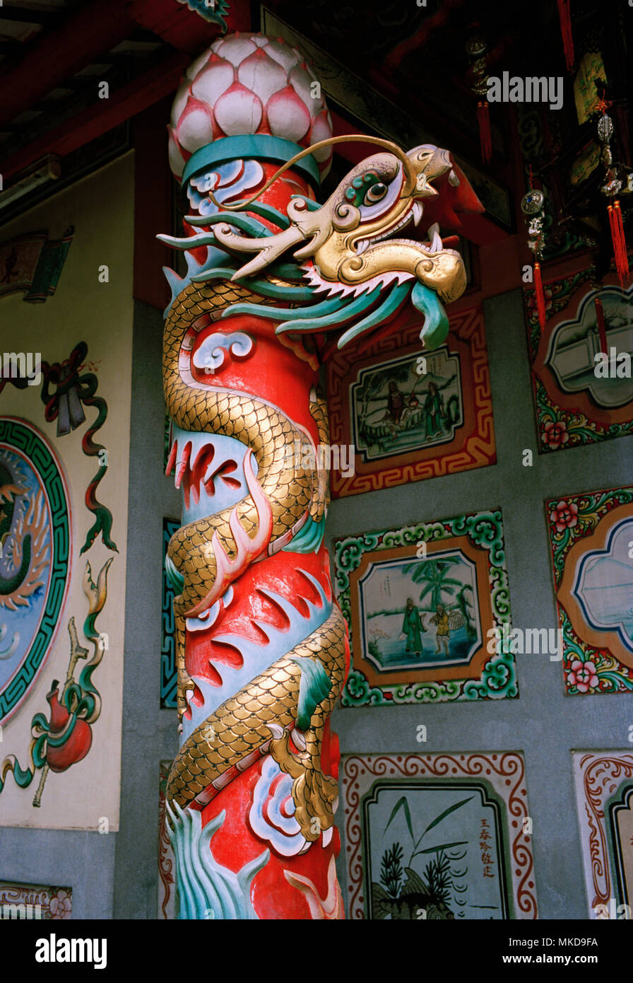 Thai History - Leng Buai Yia La Temple Shrine in Chinatown in Bangkok ...