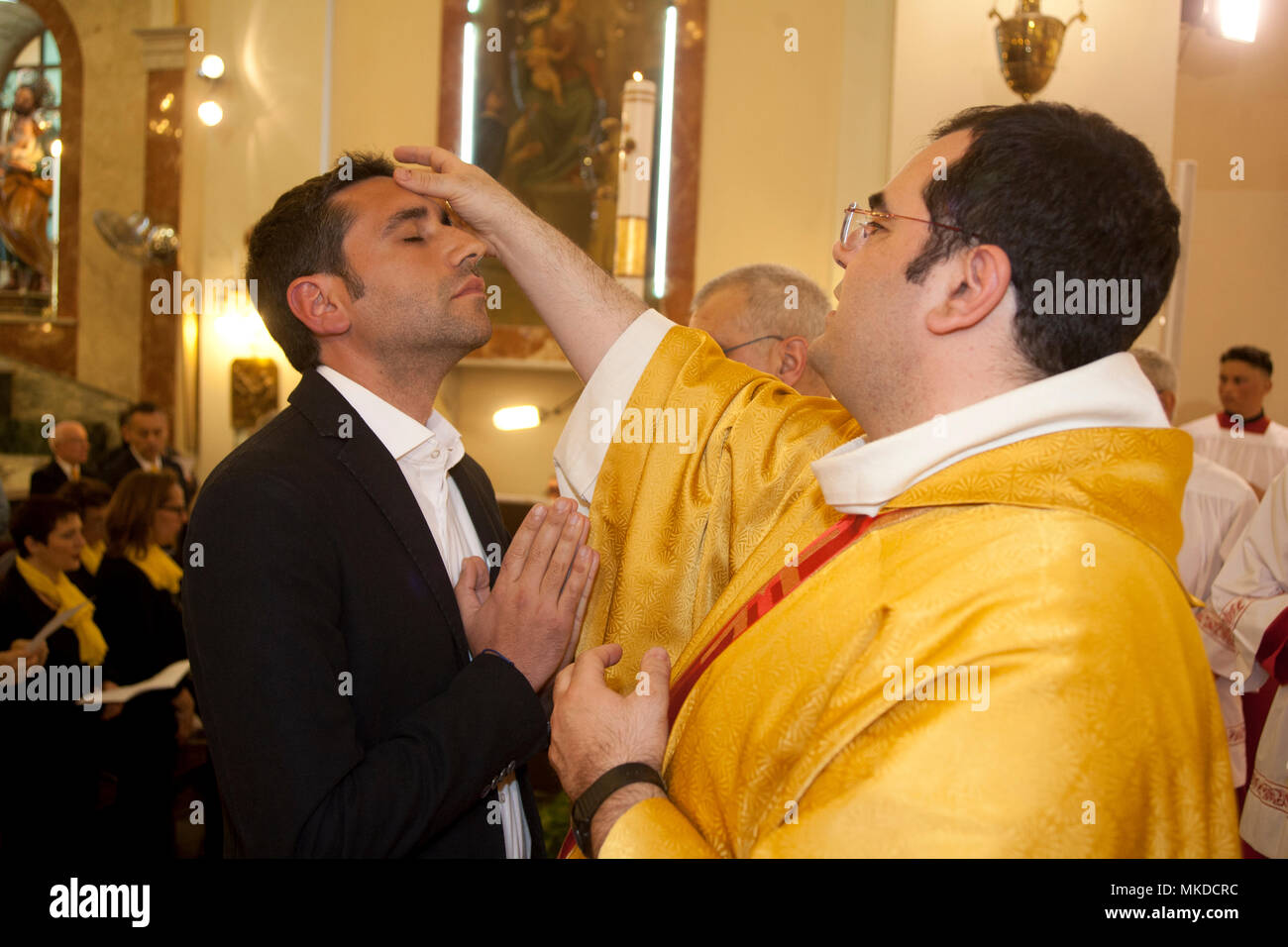 Catholic confirmation hi-res stock photography and images - Alamy
