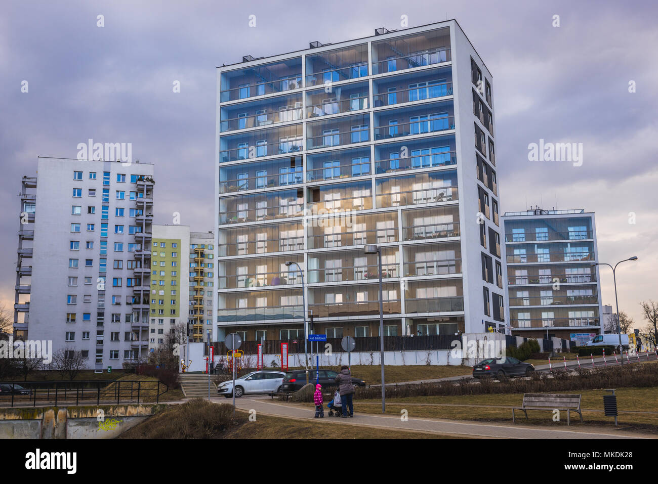 Poland blocks high rise flats hi-res stock photography and images - Alamy