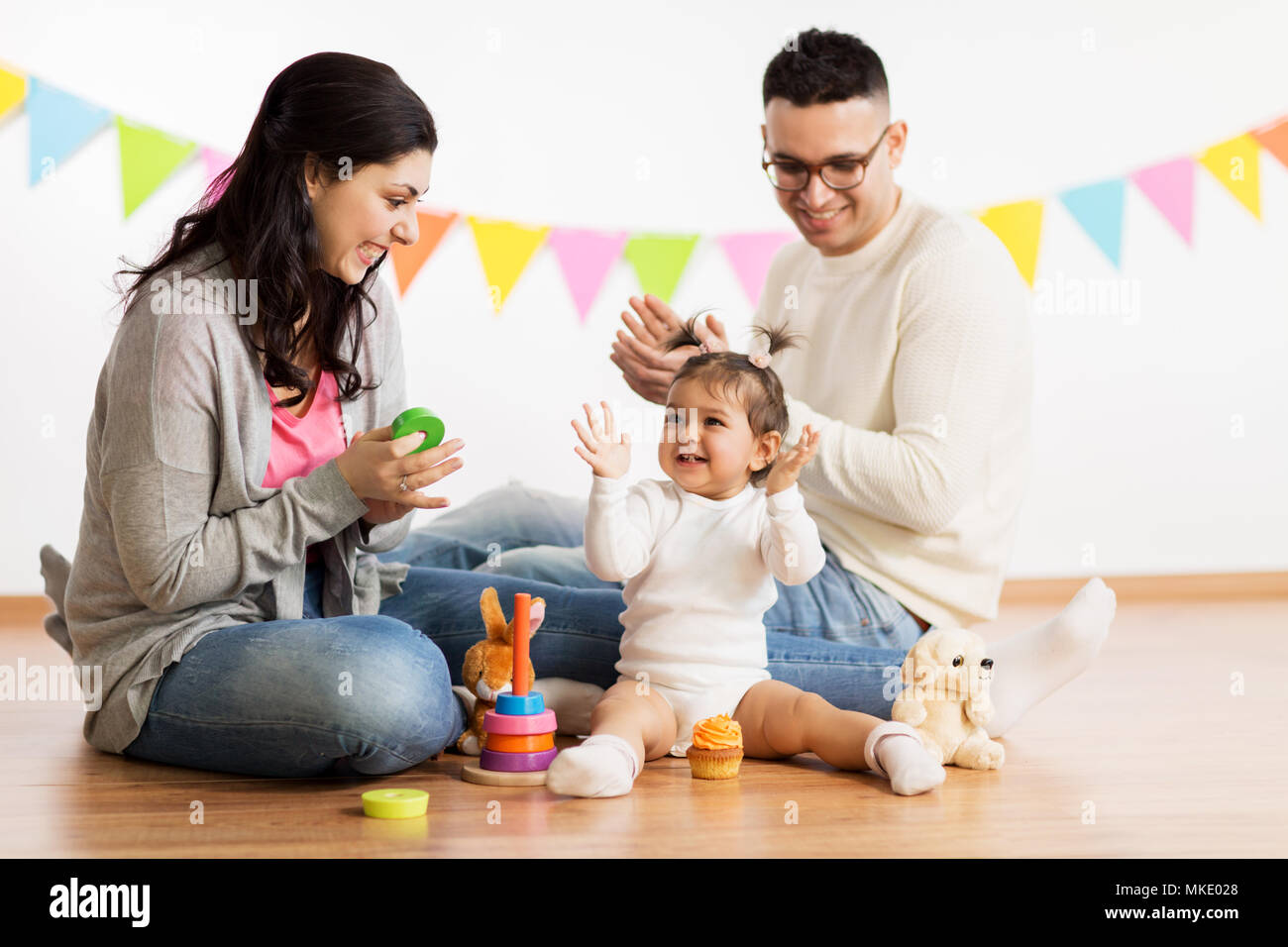 Hispanic man asian girl hands hi-res stock photography and images - Alamy