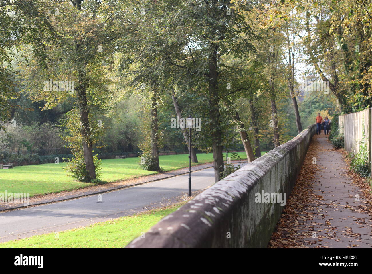 City walls chester uk hi-res stock photography and images - Alamy