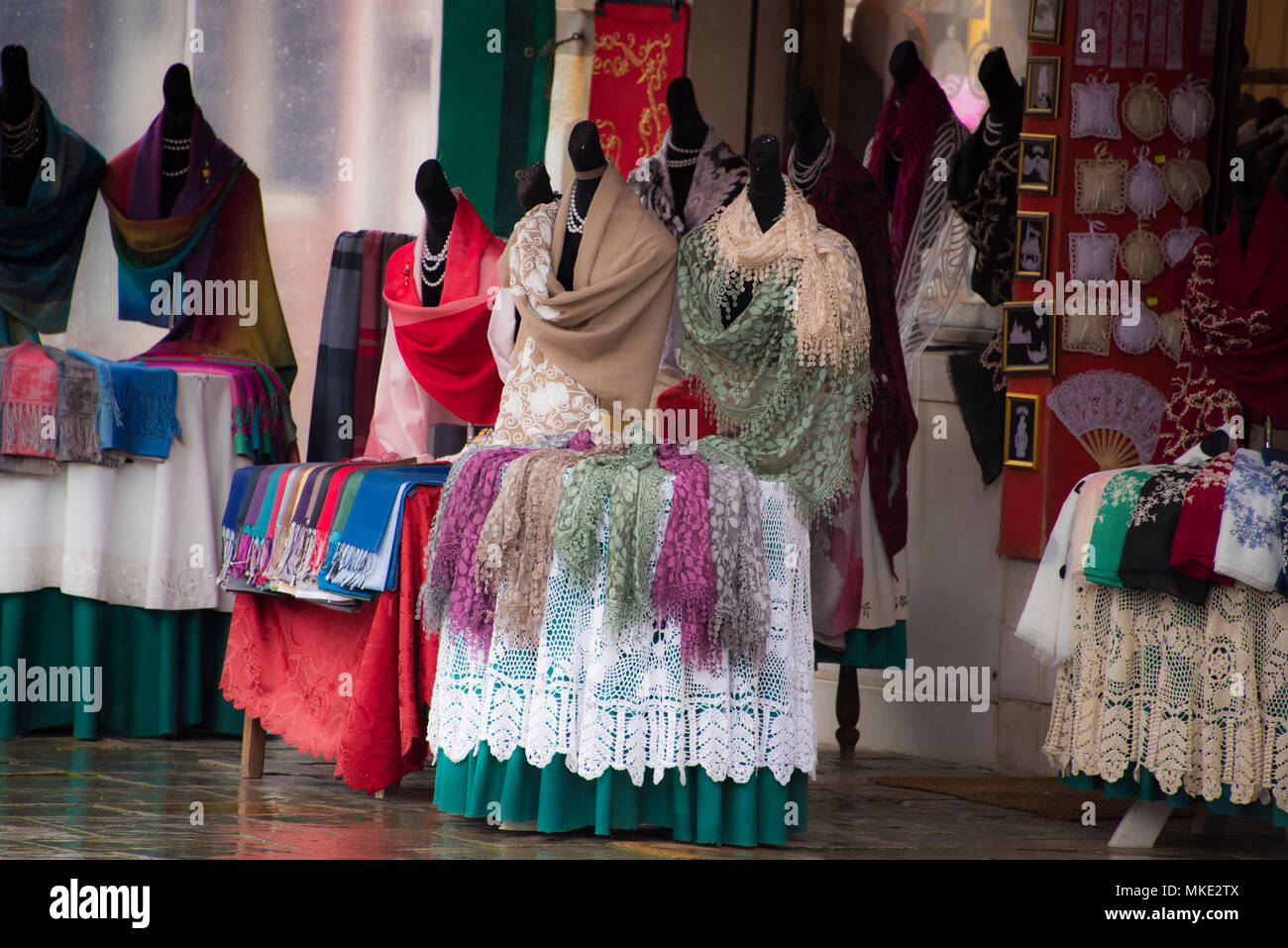 Handicrafts factory hi-res stock photography and images - Alamy