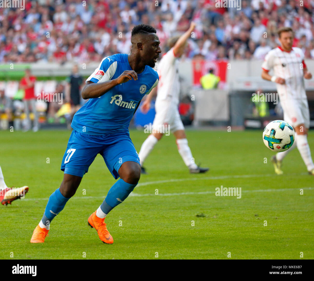 Holstein kiel bundesliga hi-res stock photography and images - Alamy
