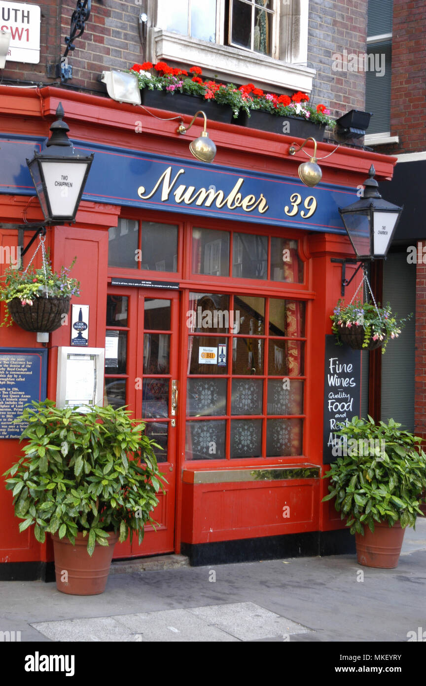 The address public house hi-res stock photography and images - Alamy