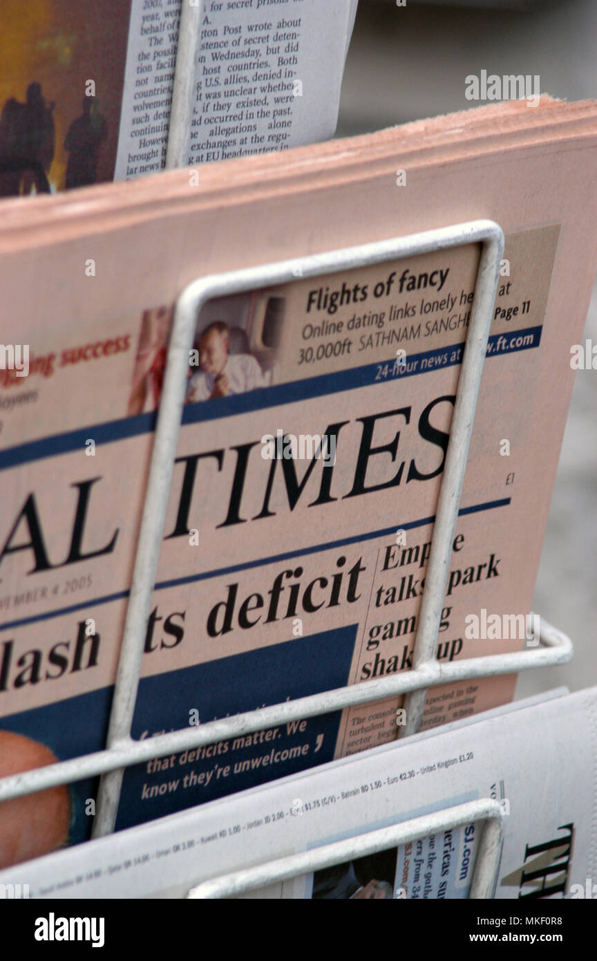 The financial times masthead hi-res stock photography and images - Alamy