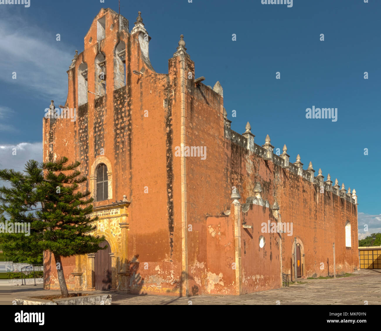 Abandoned catholic church in Mexican small town. Although it is no ...