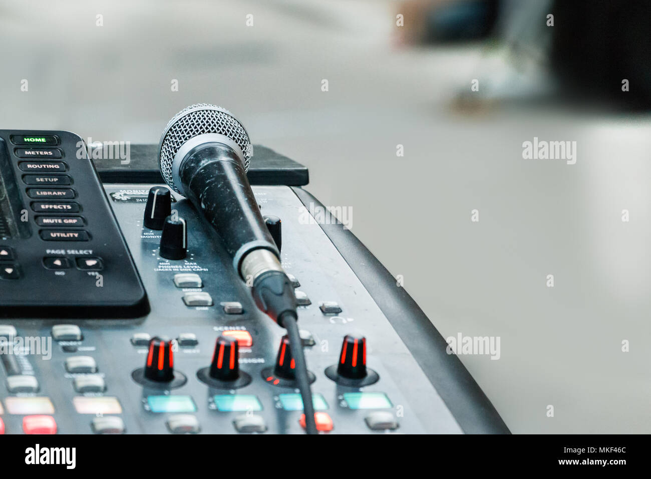 Mic detail hi-res stock photography and images - Alamy