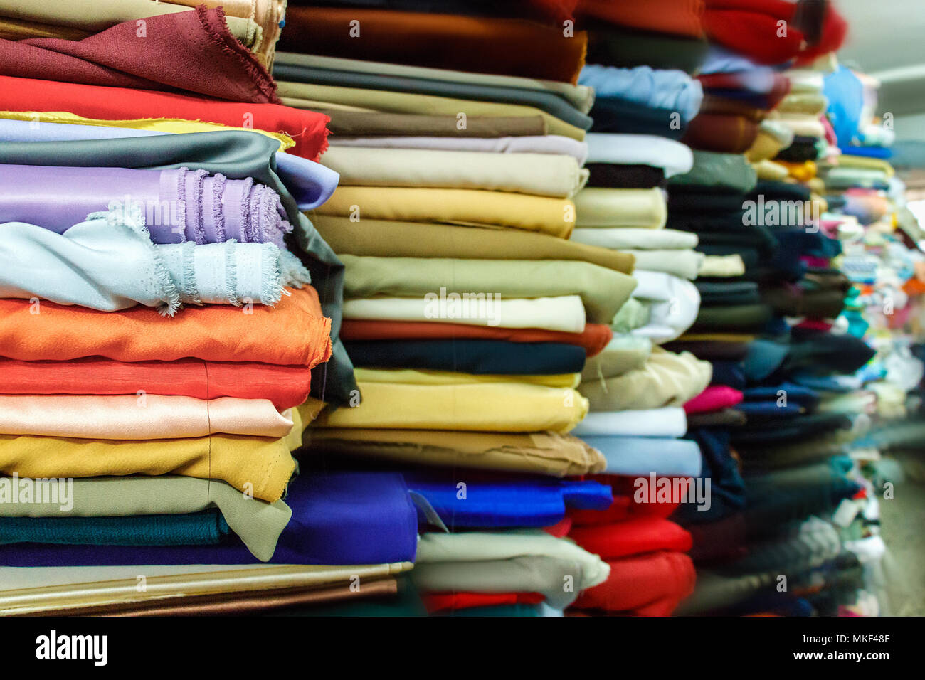 Cotton rolls hi-res stock photography and images - Alamy