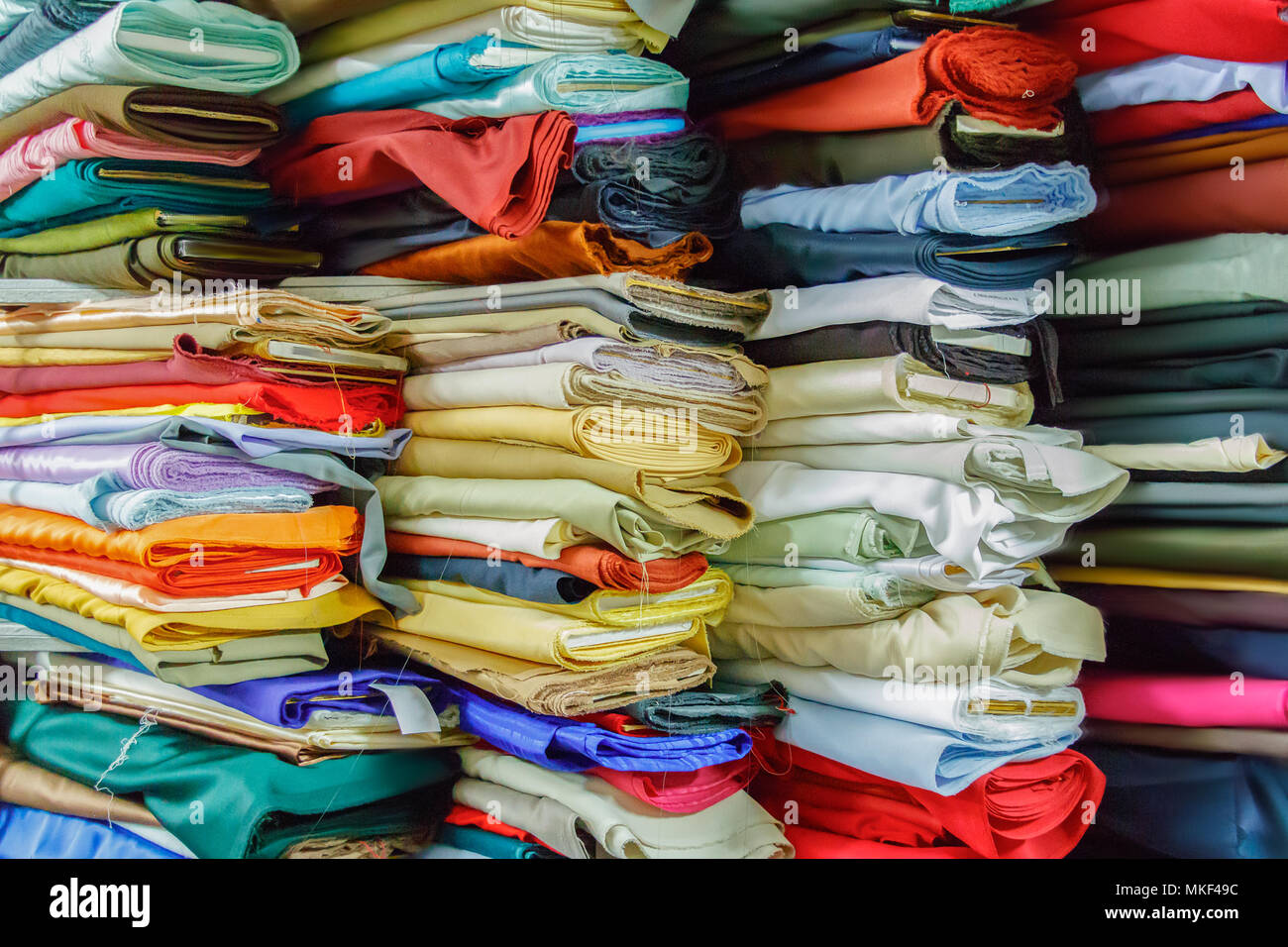 Cotton rolls hi-res stock photography and images - Alamy