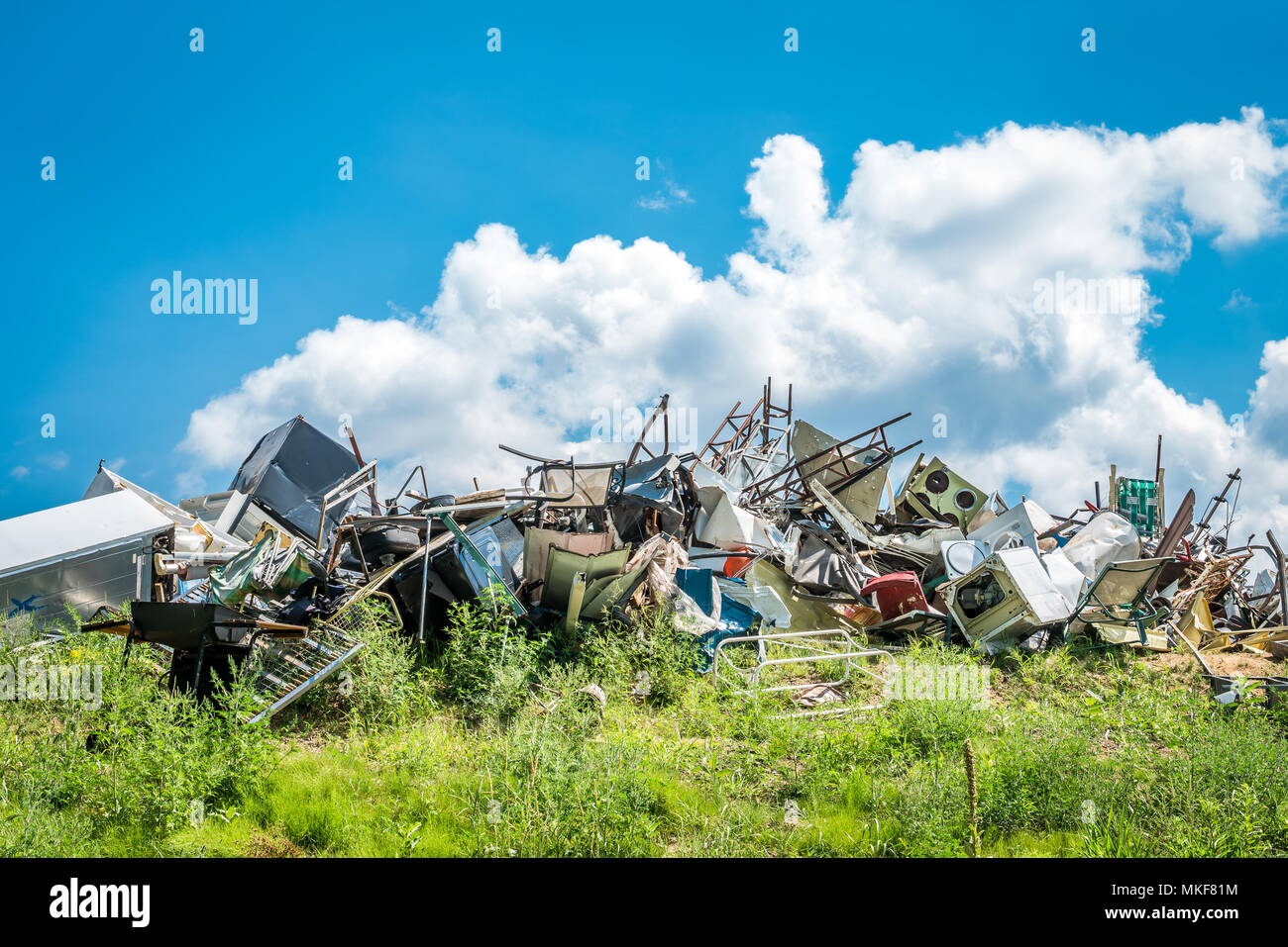 Metal recycling - landfill: Pile of domestic garbage in landfill Stock ...