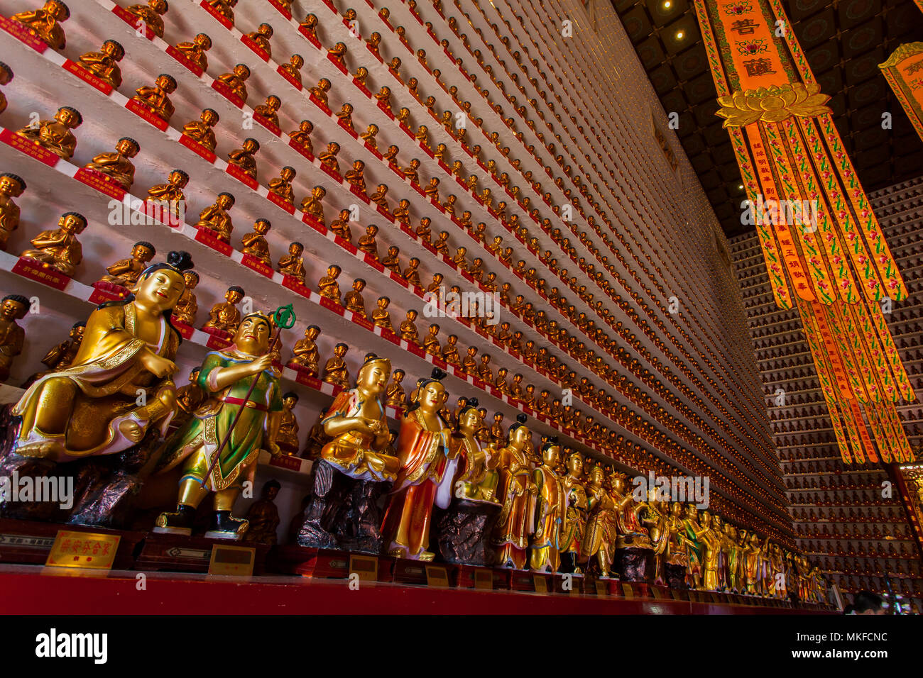 Temple at 10000 Buddhas, Hong Kong, China Stock Photo - Alamy