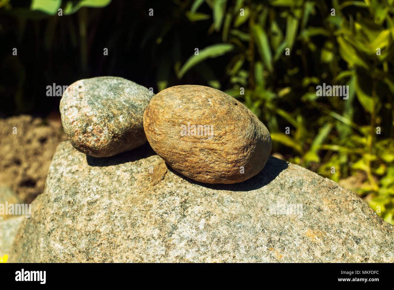 Garden stones hi-res stock photography and images - Alamy