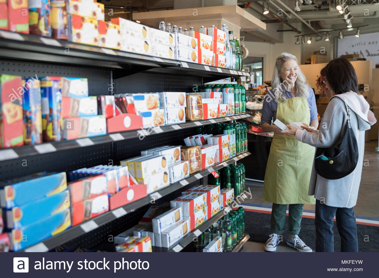 Happy customer grocery hi-res stock photography and images - Alamy