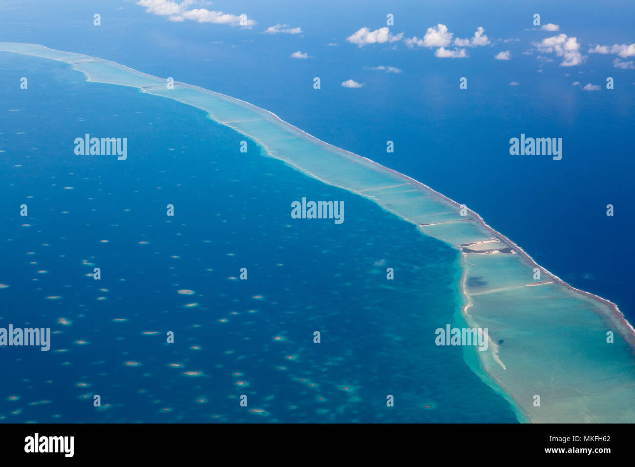 Tuamotu Aerial Stock Photos & Tuamotu Aerial Stock Images - Alamy