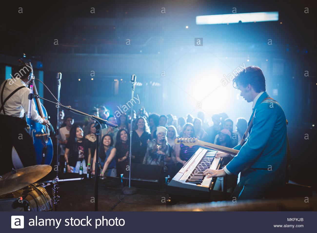 Concert stage and concert hall hi-res stock photography and images - Alamy