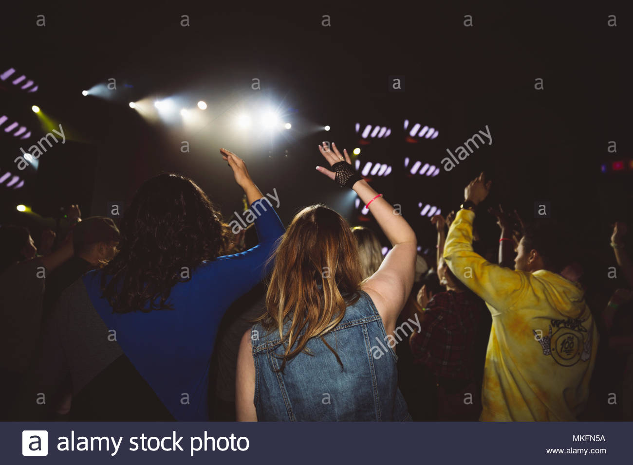 Fan watching music hi-res stock photography and images - Alamy