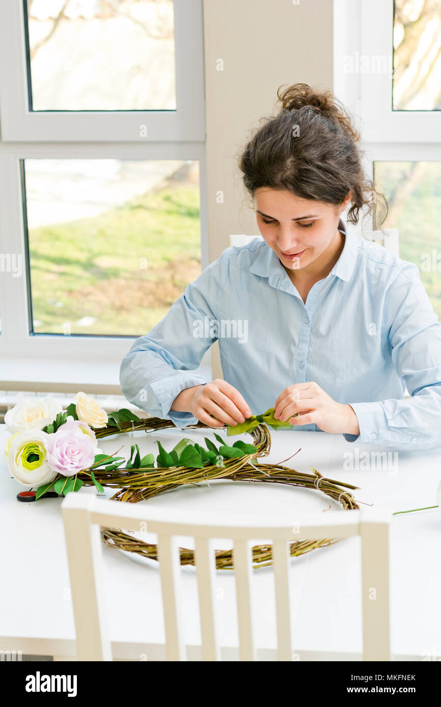 Woman circle focus hi-res stock photography and images - Alamy