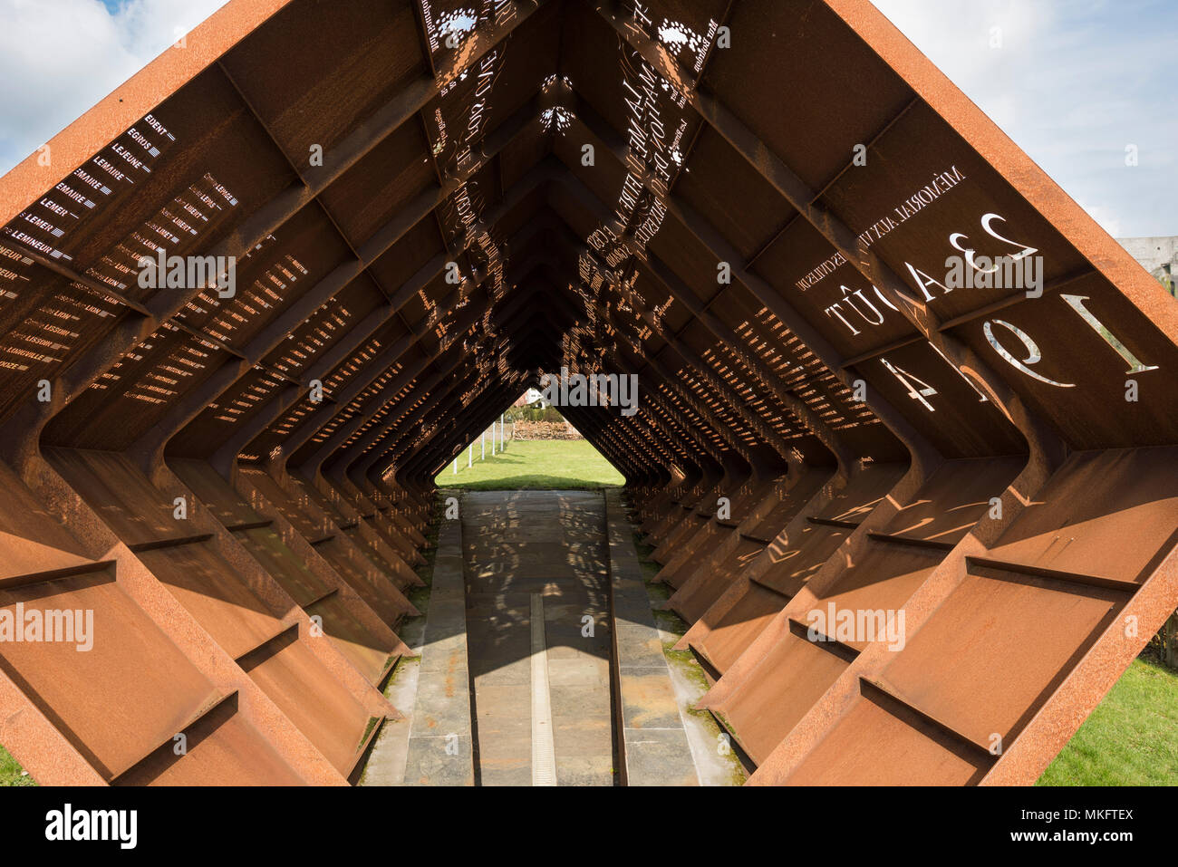 Walk-in steel sculpture, monument to 674 executed inhabitants on 23 ...