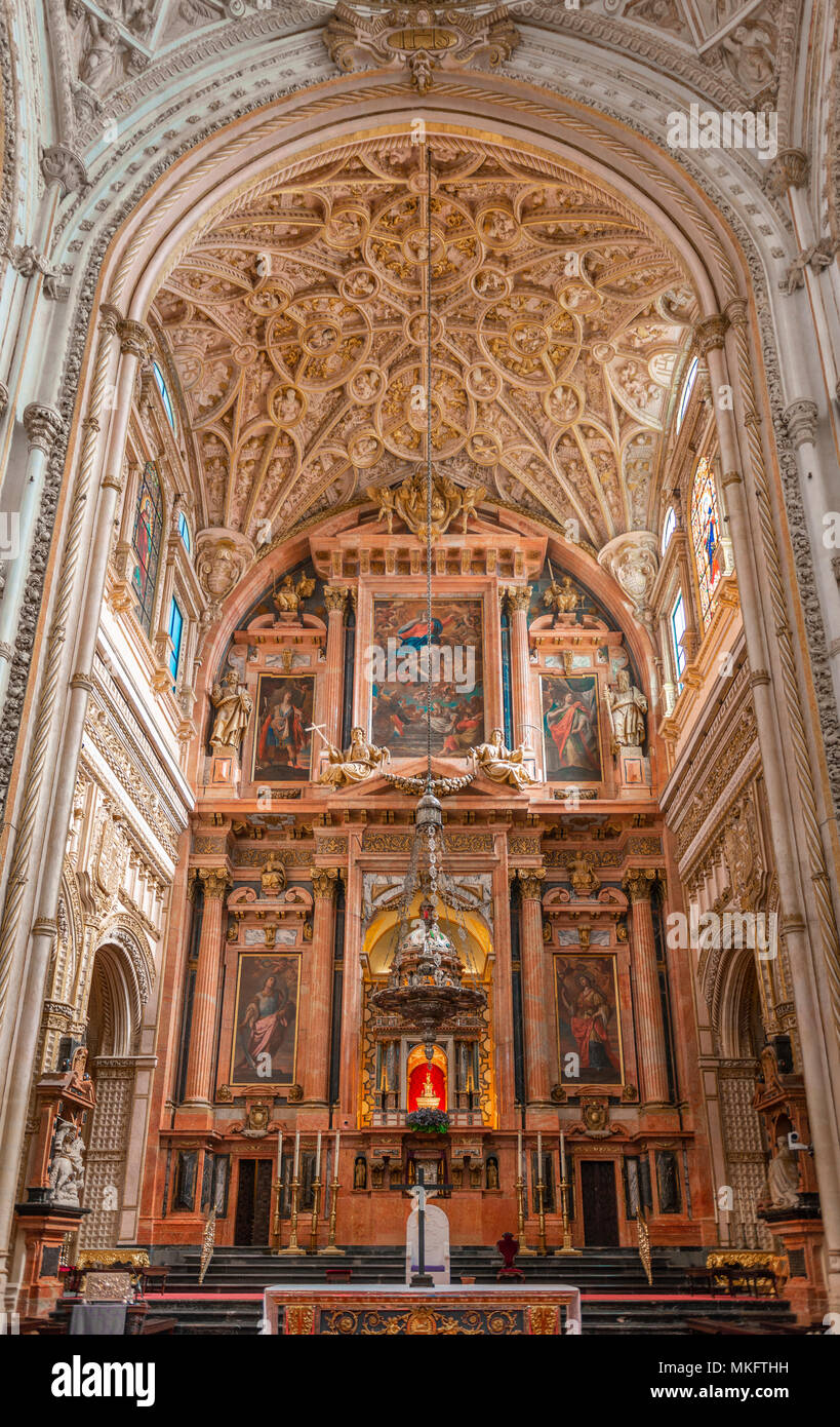 Sanctuary, decorated and gilded altar, Mezquita-Catedral de Córdoba or ...