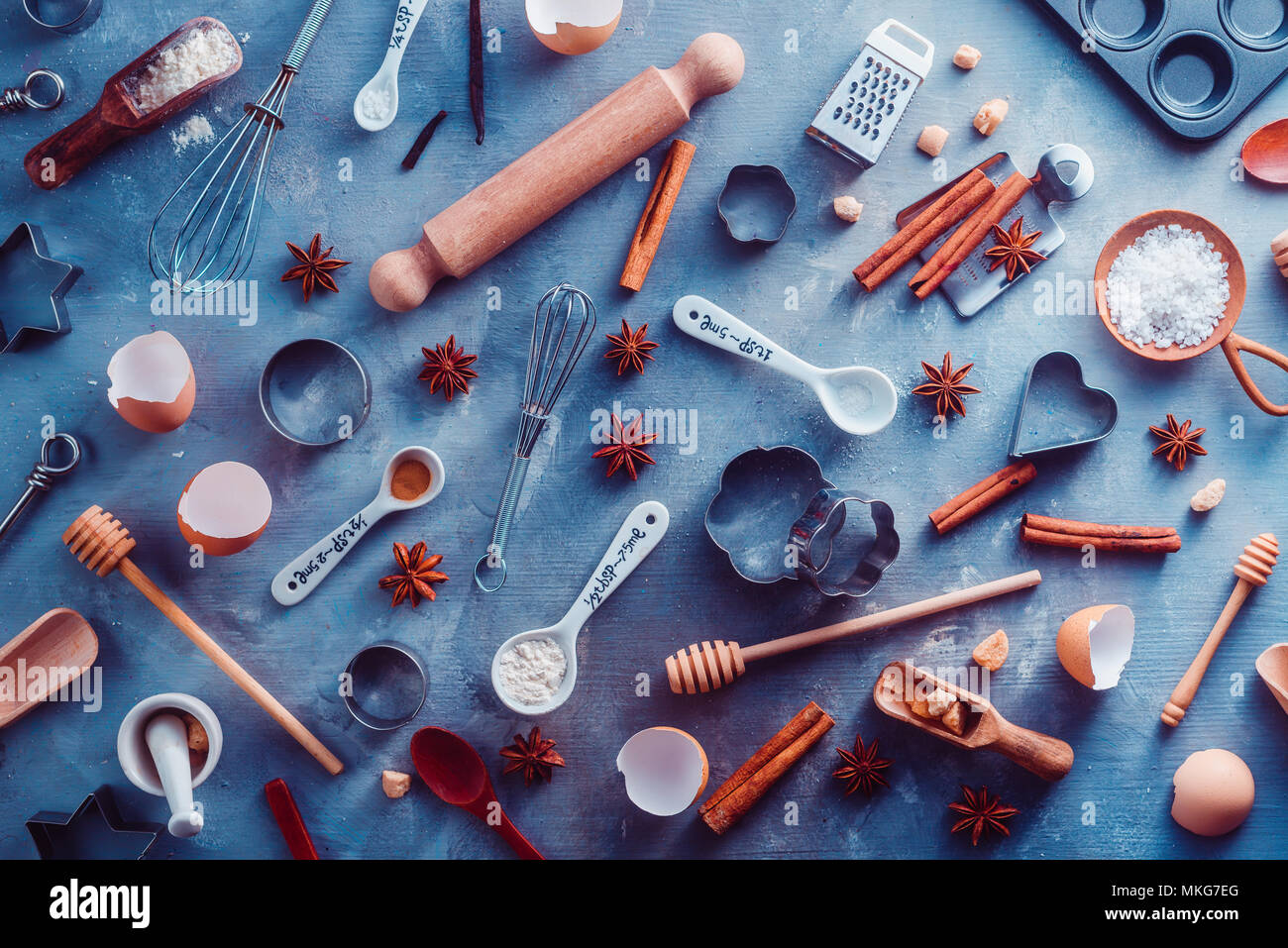 Food tools hi-res stock photography and images - Alamy