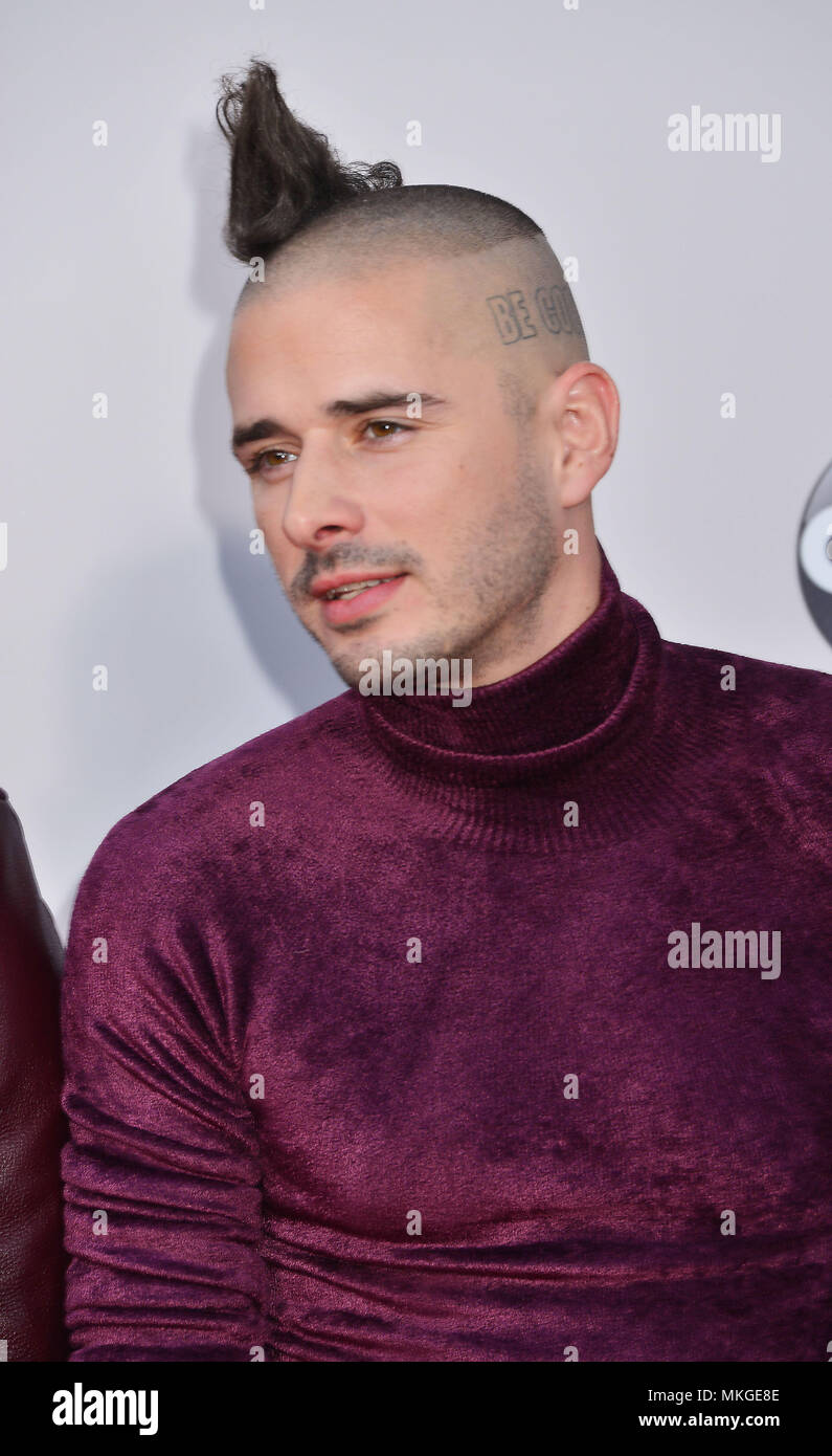 Cole Whittle of music group DNCE at 2015 The American Music Awards at ...