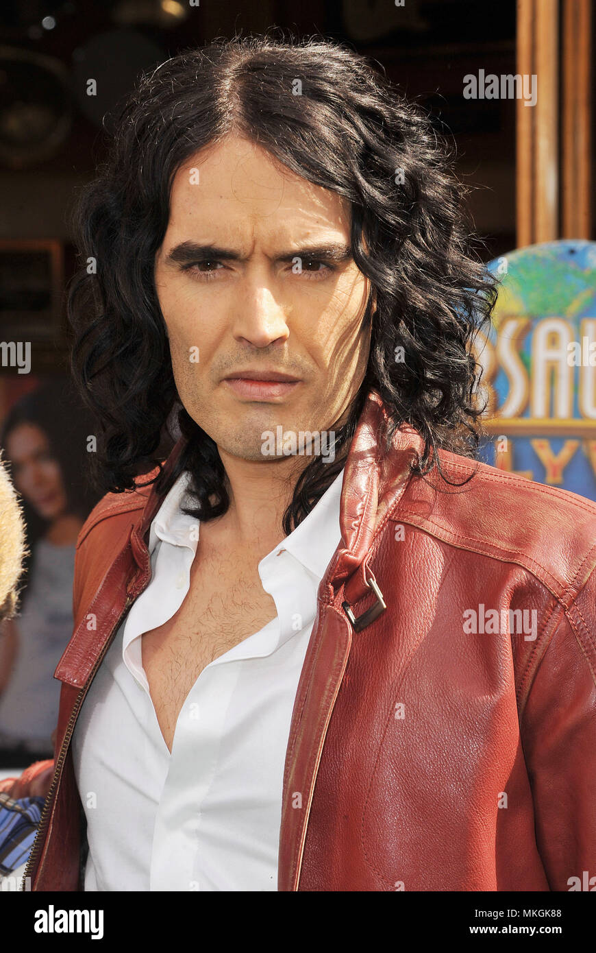 Russell brand 01 red carpet event hi-res stock photography and images ...