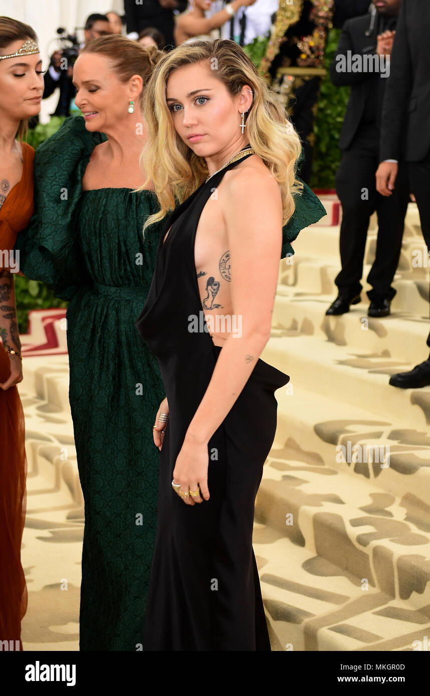 Miley Cyrus attending the Metropolitan Museum of Art Costume Institute ...