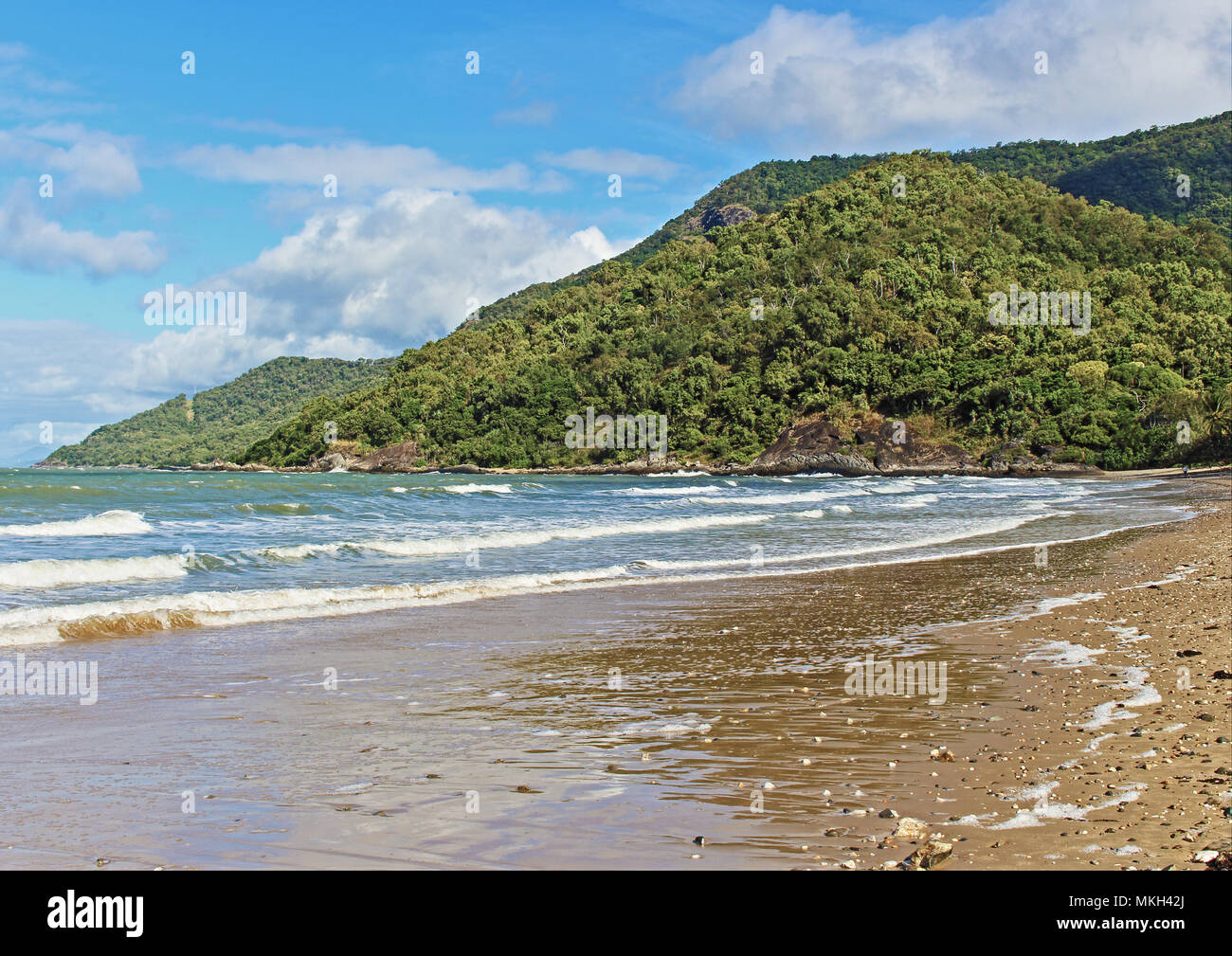 Oak beach port douglas hi-res stock photography and images - Alamy