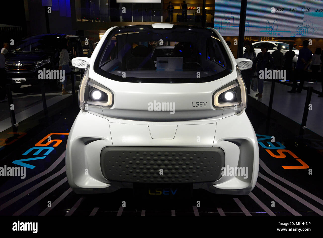 The world's first 3D printed car, on show at the Autochina 2018 ...