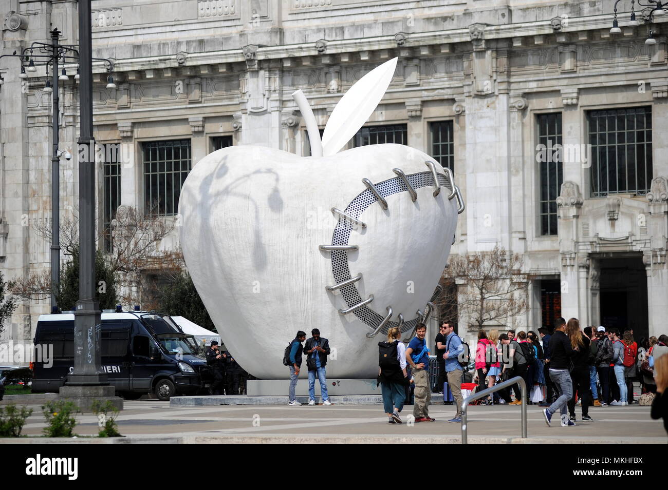The Big Apple of Milan sculpture by Michelangelo Pistoletto at Central ...