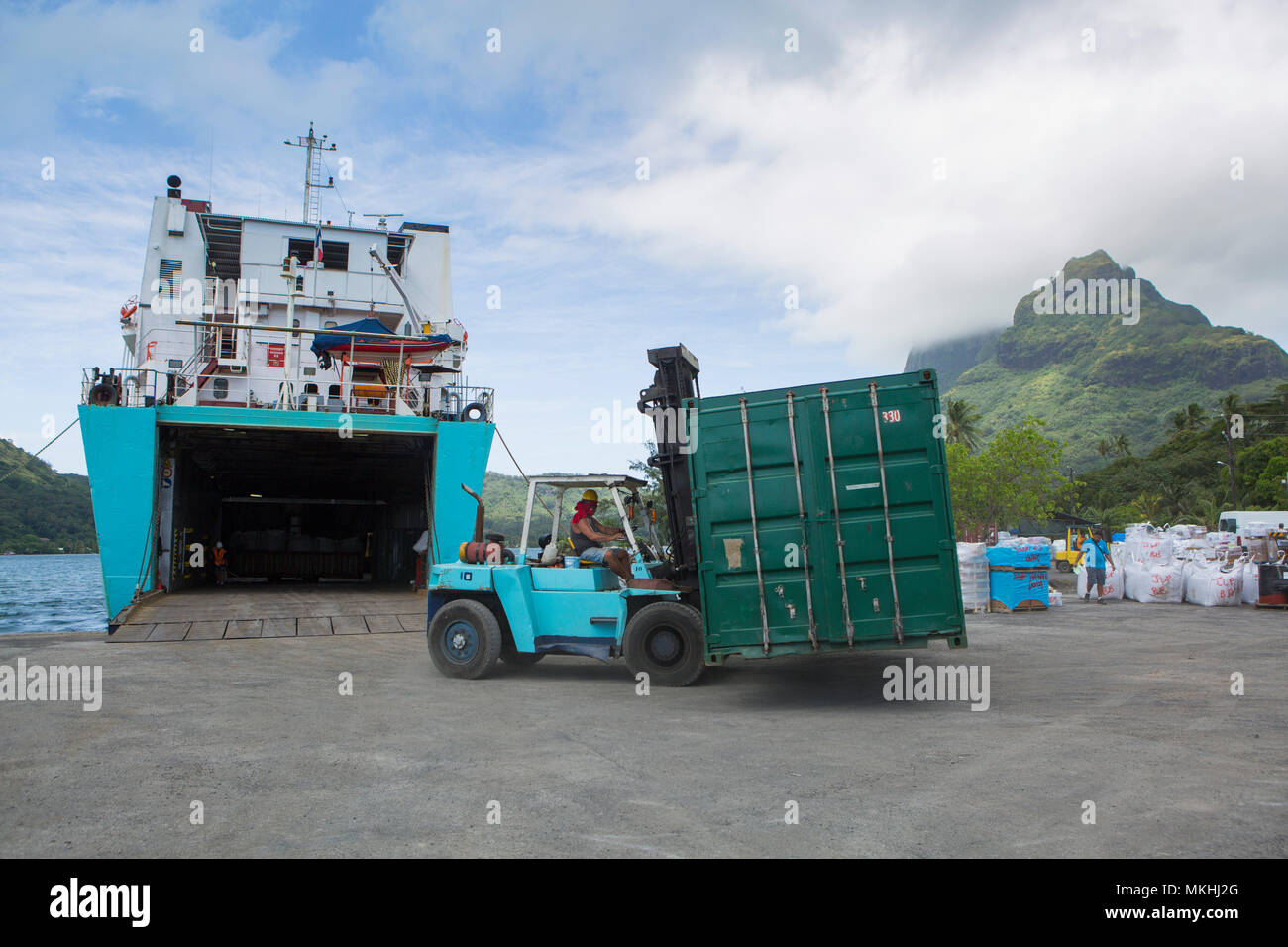 Islands Freighters High Resolution Stock Photography and Images - Alamy