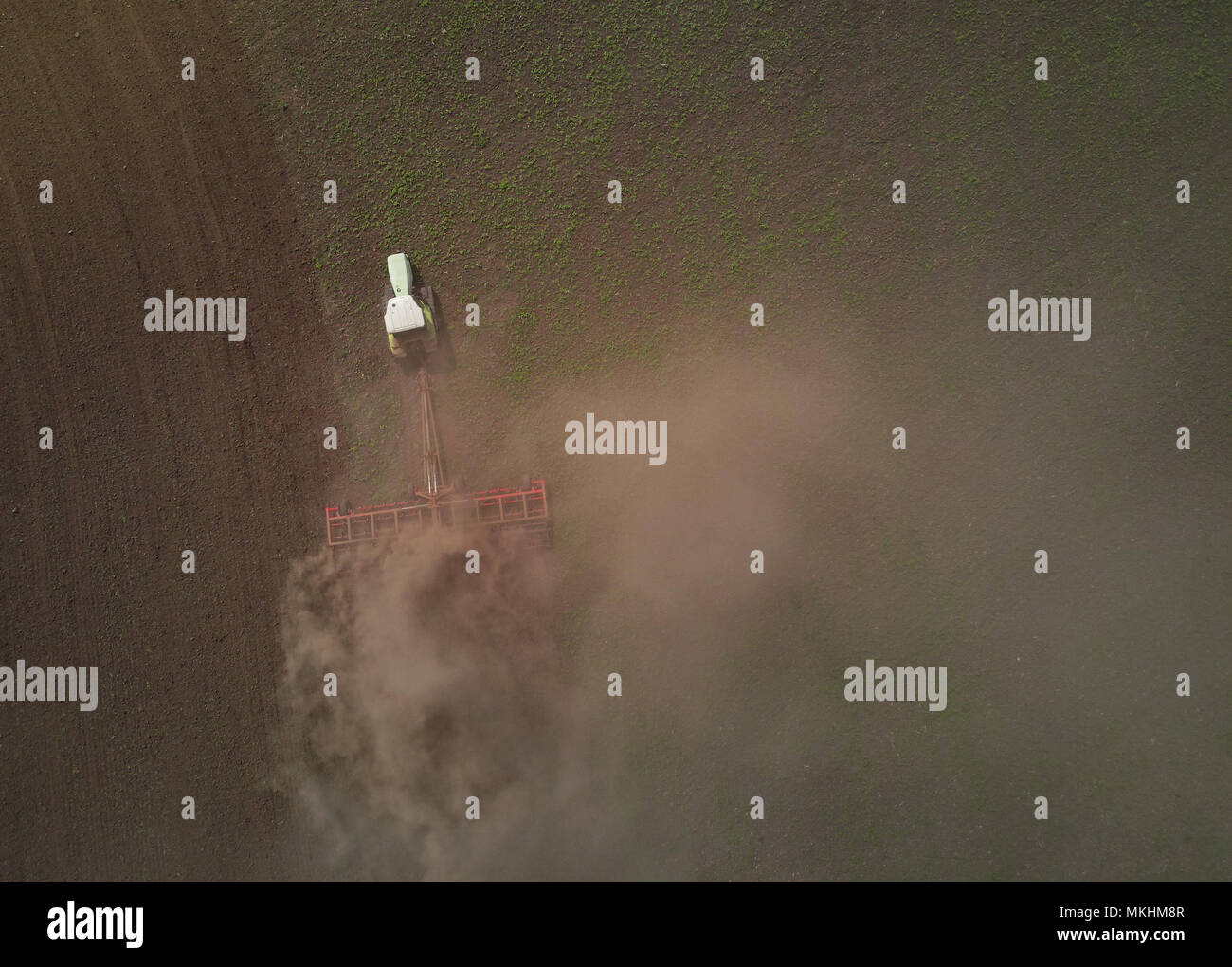 John deere tractor above hi-res stock photography and images - Alamy