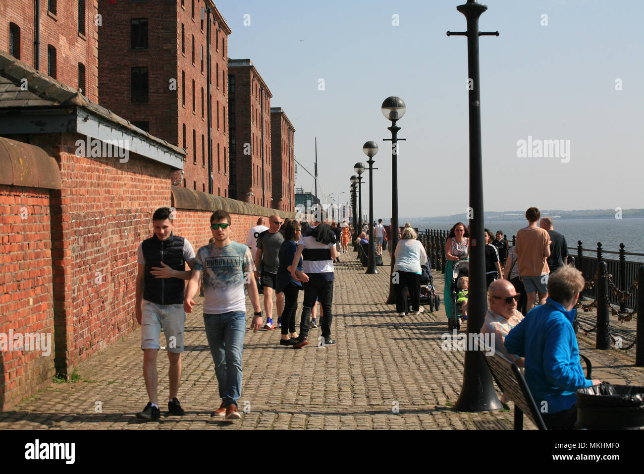 Liverpool revellers hi-res stock photography and images - Alamy