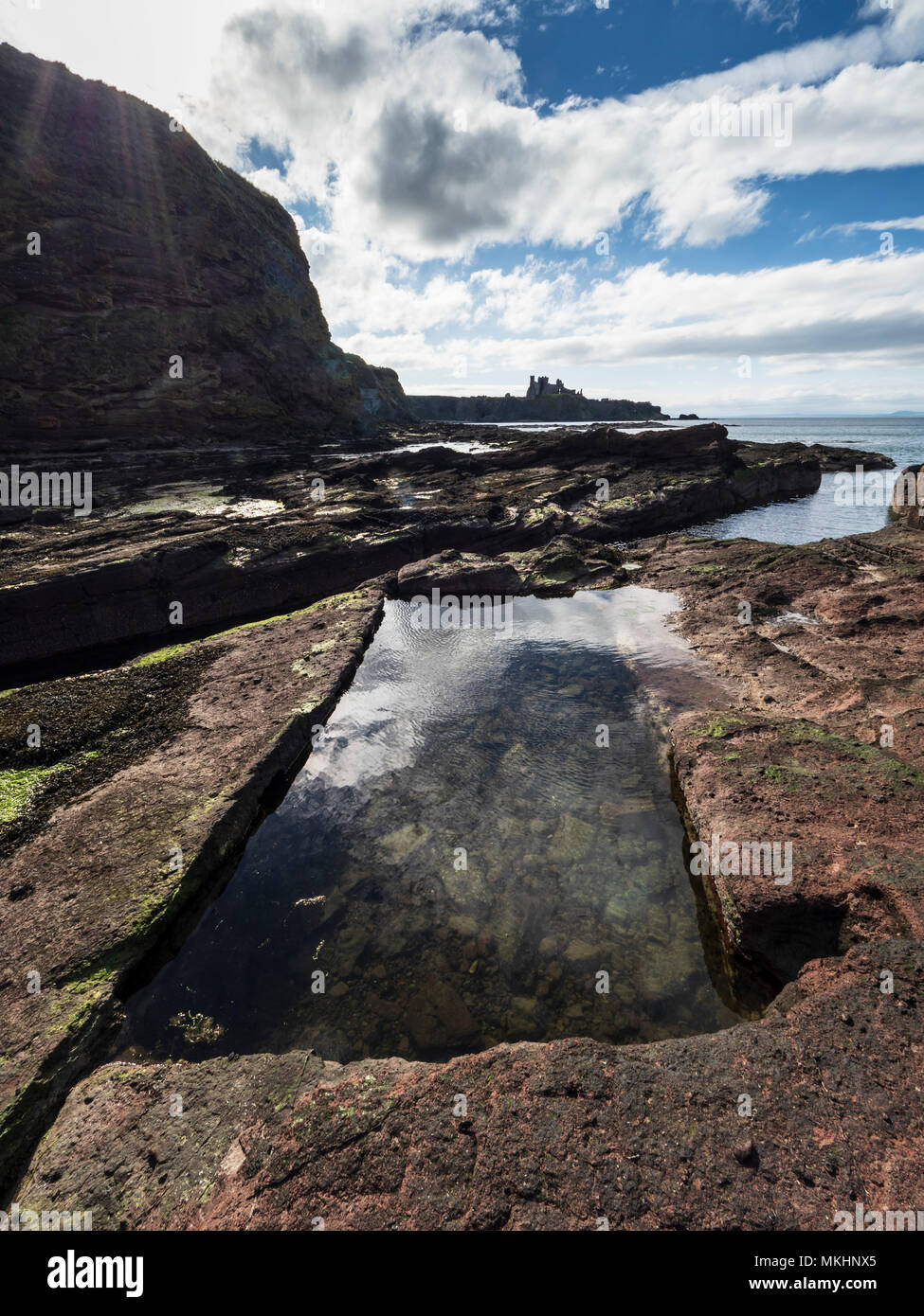 Harbour seacliff beach hi-res stock photography and images - Alamy