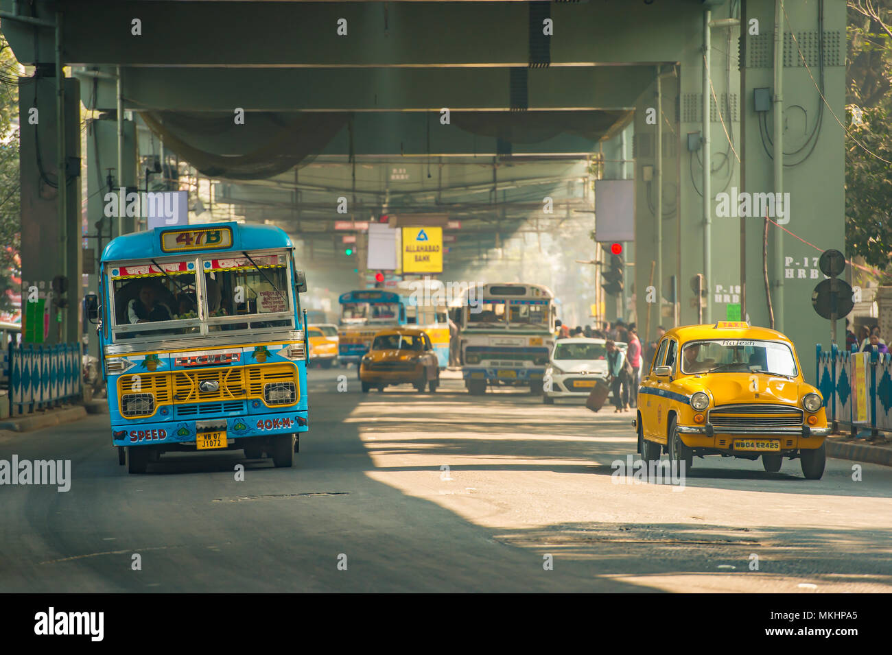 Streets of calcutta hi-res stock photography and images - Alamy