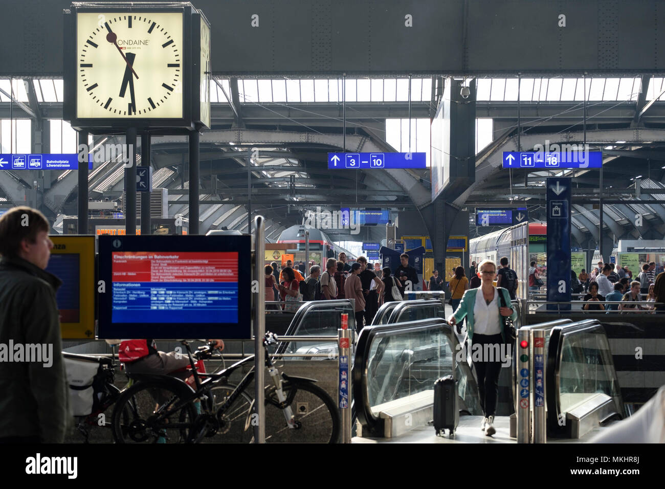 Zürich HB Hauptbahnhof railway station in Zurich, Switzerland, Europe ...